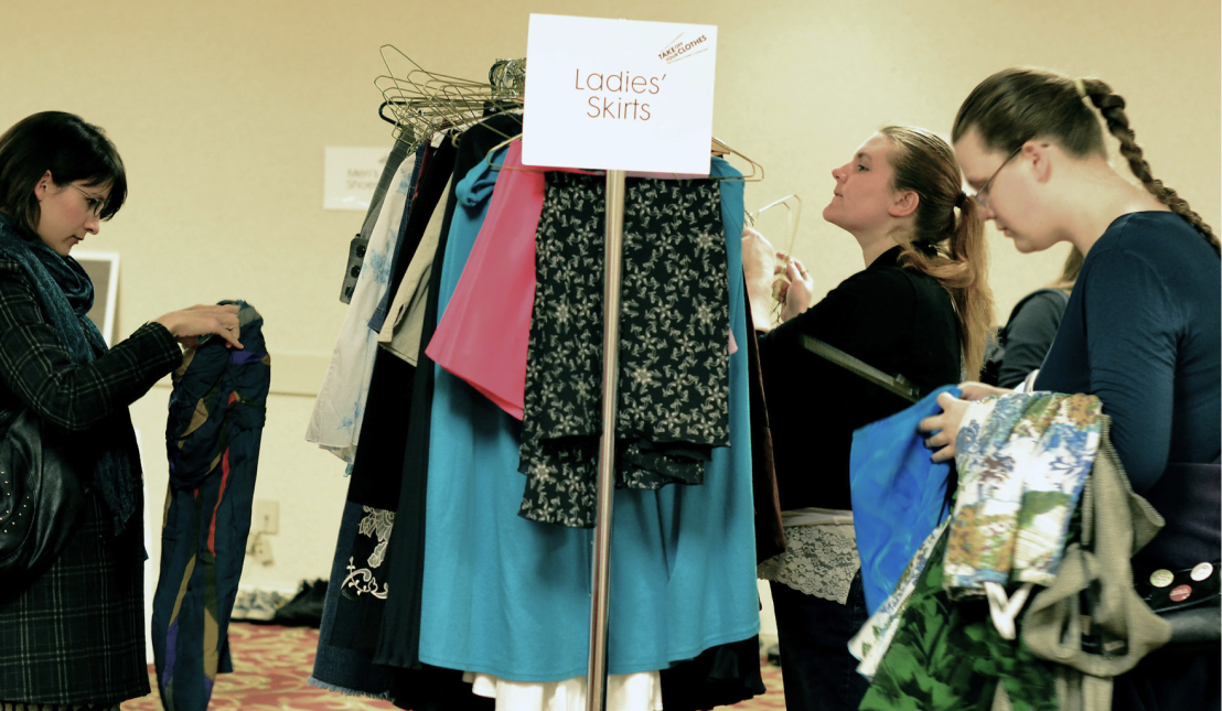 Your Guide to Hosting a Clothing Swap